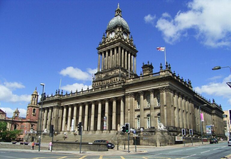 The History of Leeds Town Hall - leedsyes.com